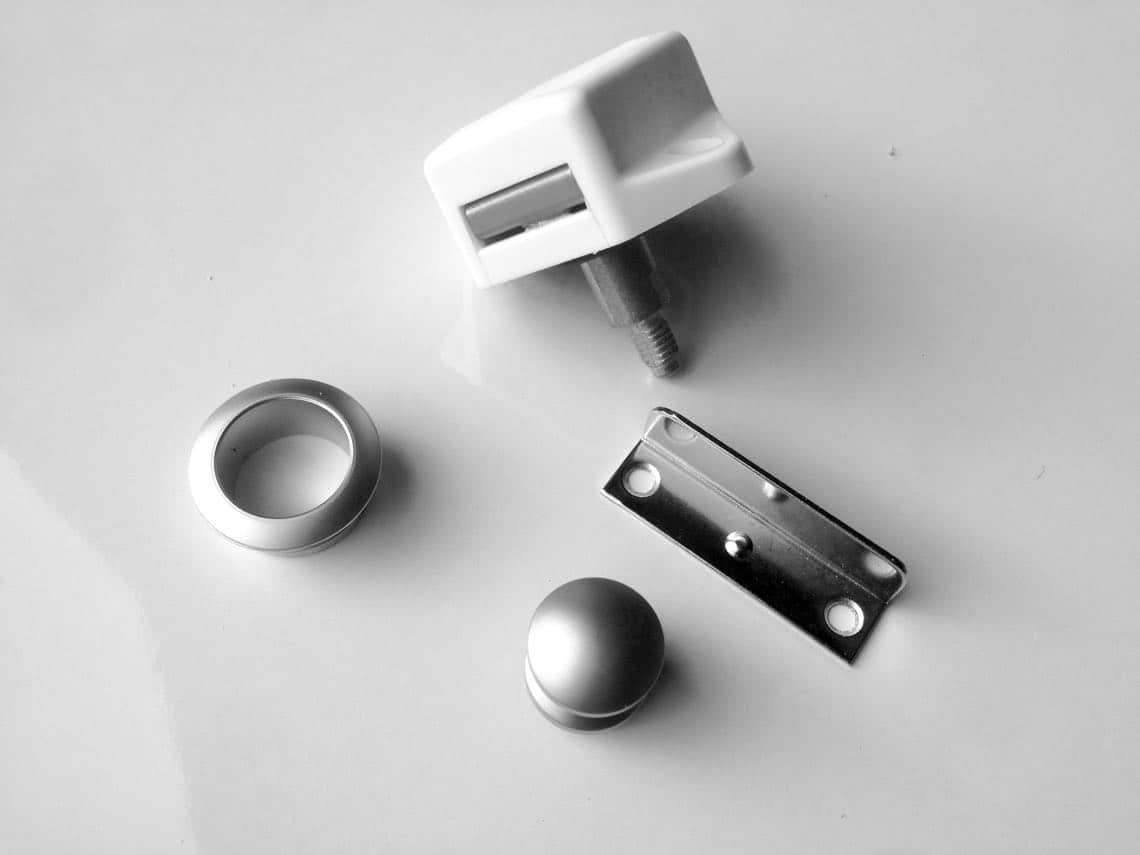 1 Push lock with striking plate | EVO Design