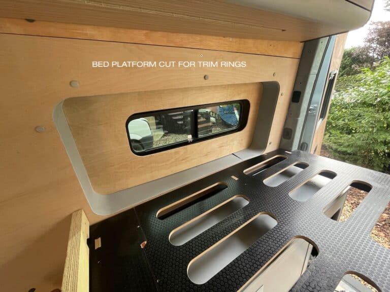 REAR BED PLATFORM Crafter 2017 Onwards MWB Black Heksa – EVO Design