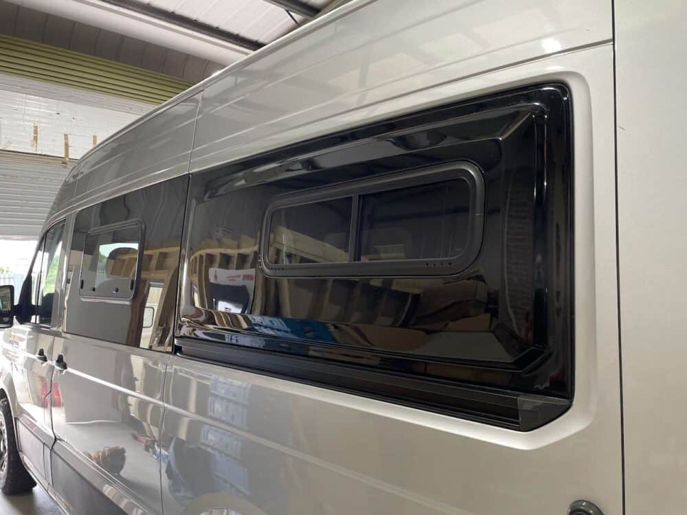 Space Pod NEW SHAPE VW Crafter MAN TGE 2017+ MWB ONLY – EVO Design