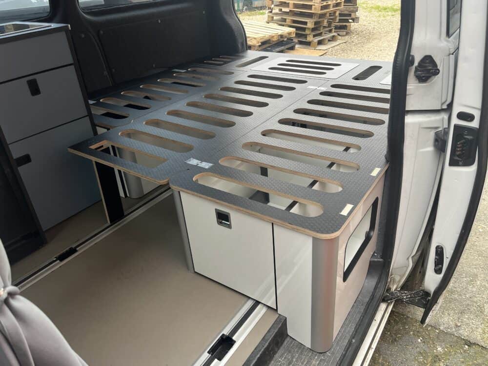 EVO U-SHAPE BED SYSTEM (FOLDING) FOR T5/T6 SWB – EVO Design