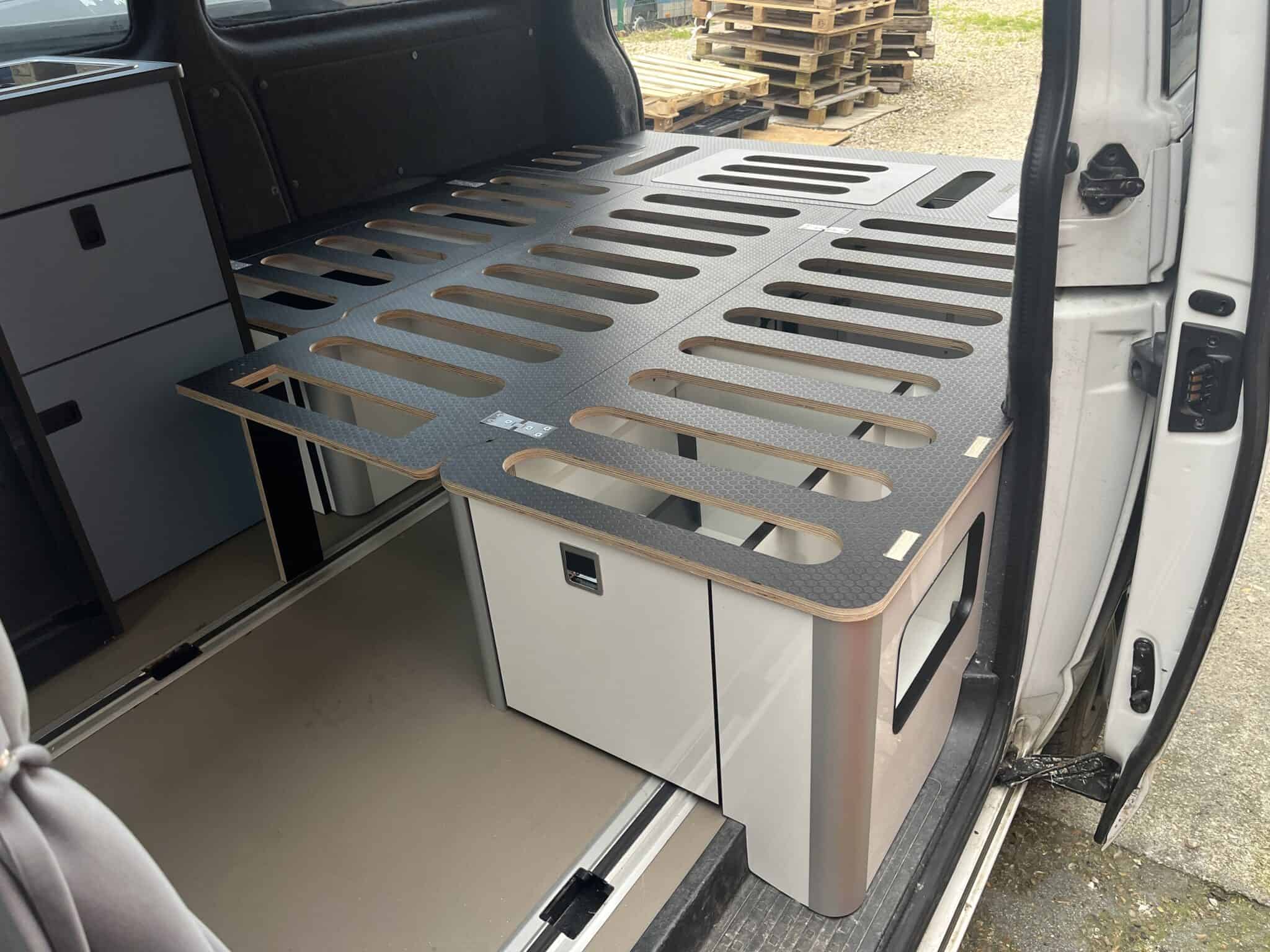 EVO U-SHAPE BED SYSTEM (FOLDING) FOR T5/T6 SWB – EVO Design